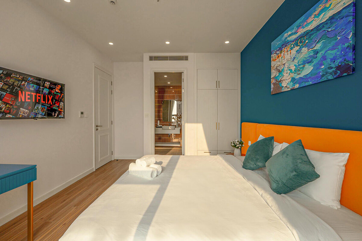 Sole Casa Premium One Bedroom Kiss Bridge View – Sole Casa